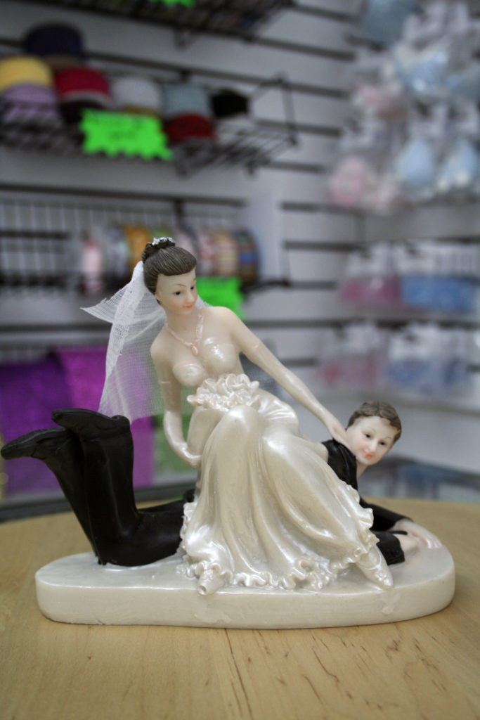 Comical Wedding Cake Topper – Sitting on the Groom | Annettes Cake Supplies